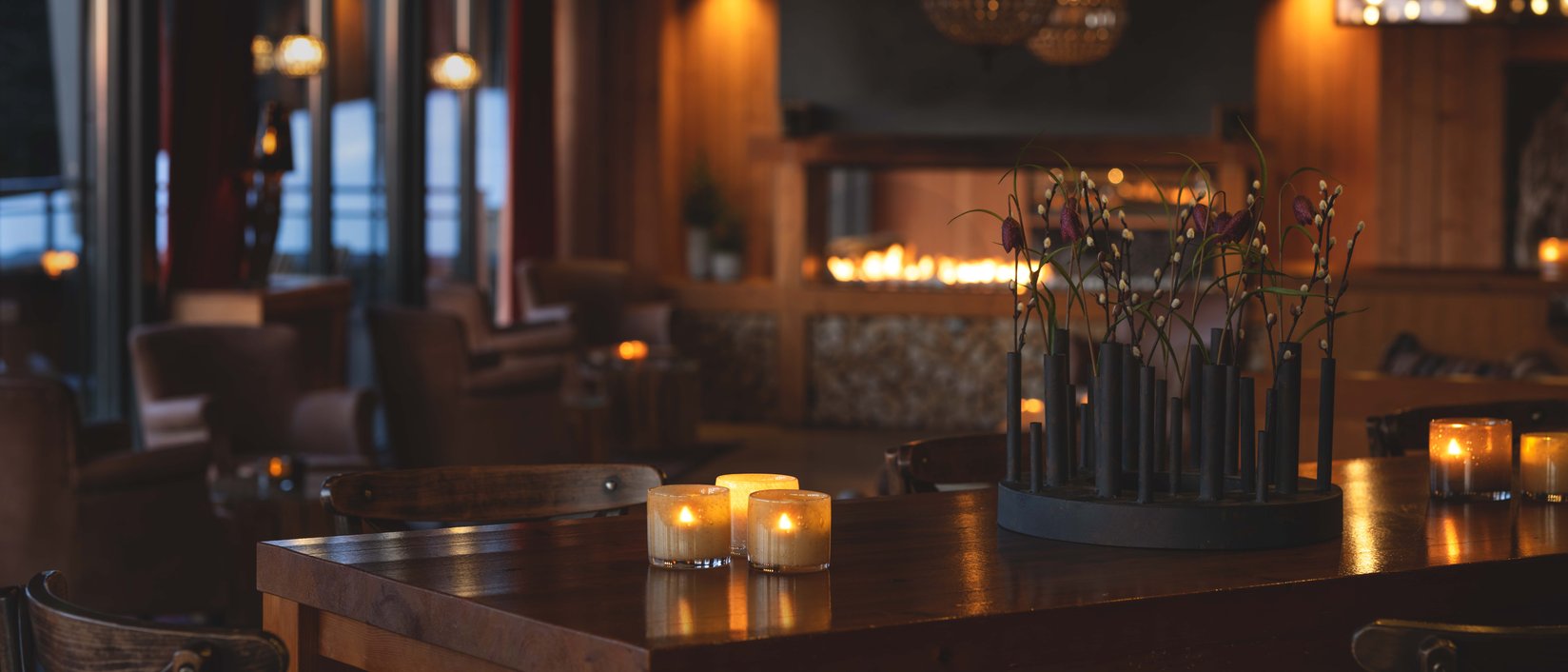 The lodge bar